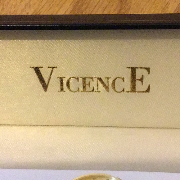 VicencE | Accessories | Vicence 4k 585 Made In Italy Gorgeous Lady ...